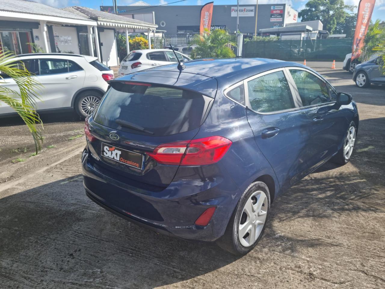 Sixt Occasion - FORD-FIESTA-Fiesta 1.1i - 70 Euro 6.2 2017 BERLINE ...