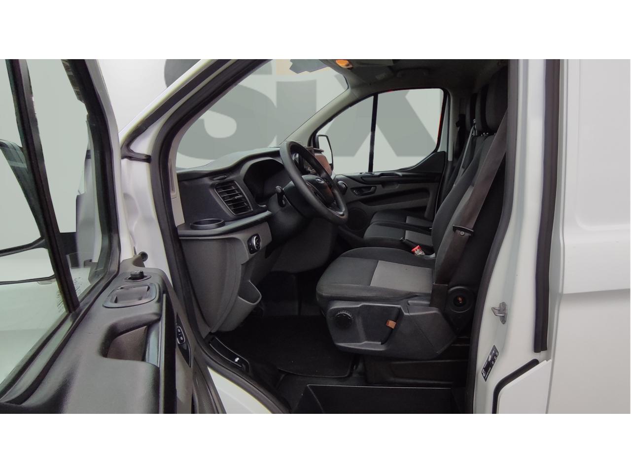 Sixt Occasion - FORD-TRANSIT CUSTOM-Transit Custom 2.0 TDCi - 105 ...